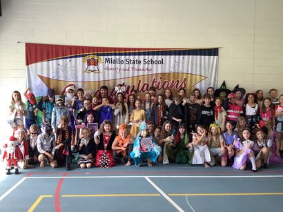 TIME CAPSULE BURIED: Mossman School’s 125th celebration culminates in a ...